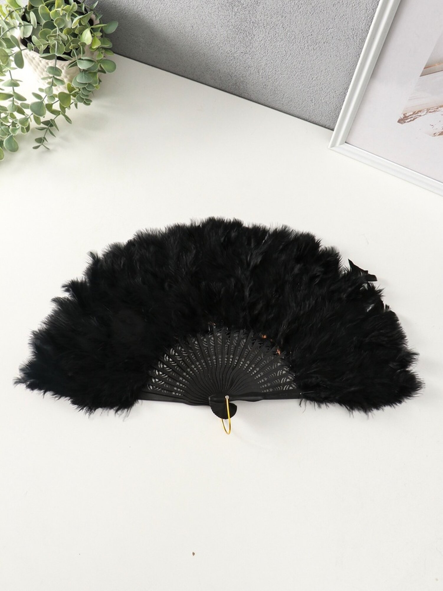 Веер складной «Чёрный перьевой», h=26 см, 25 лопастей, 3×50×26 см