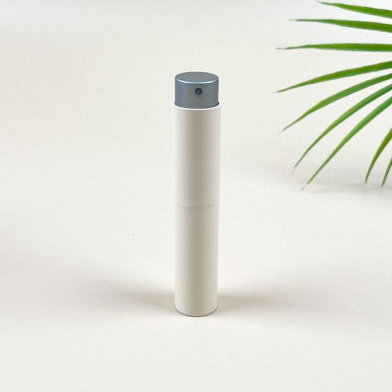 Атомайзер для духов 10 мл / Флакон для парфюма дорожный / Распылитель вращающийся, светло-бежевый матовый