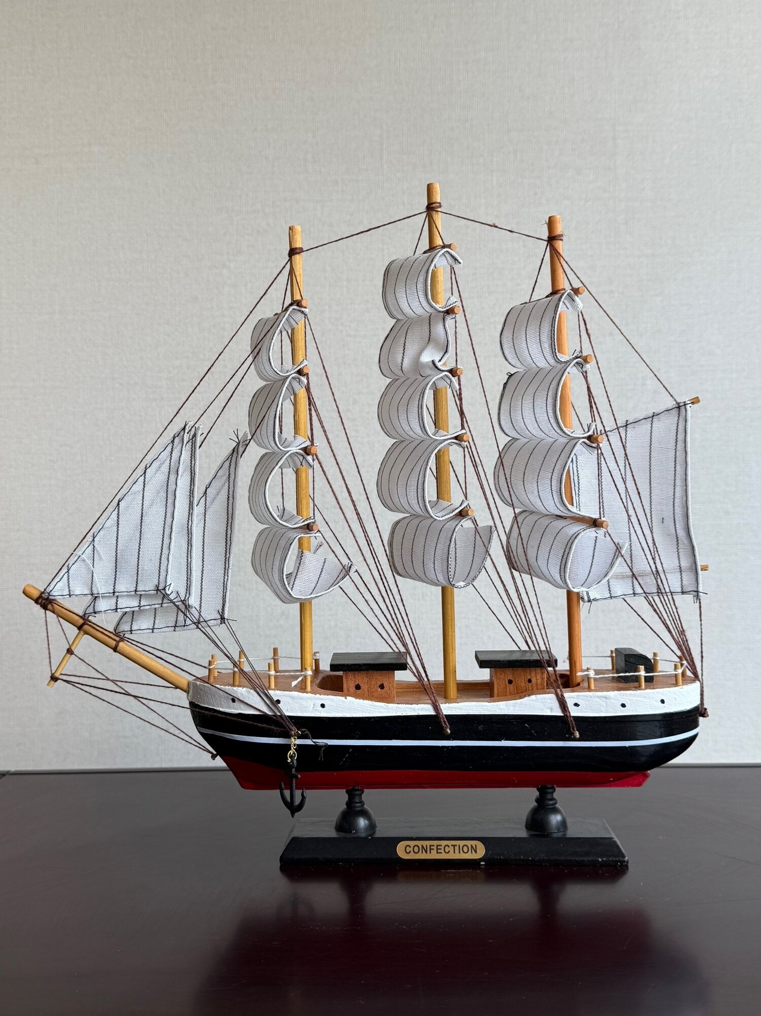 Модель корабля "Санкт-Петербург", деревянный, декоративный, 33см