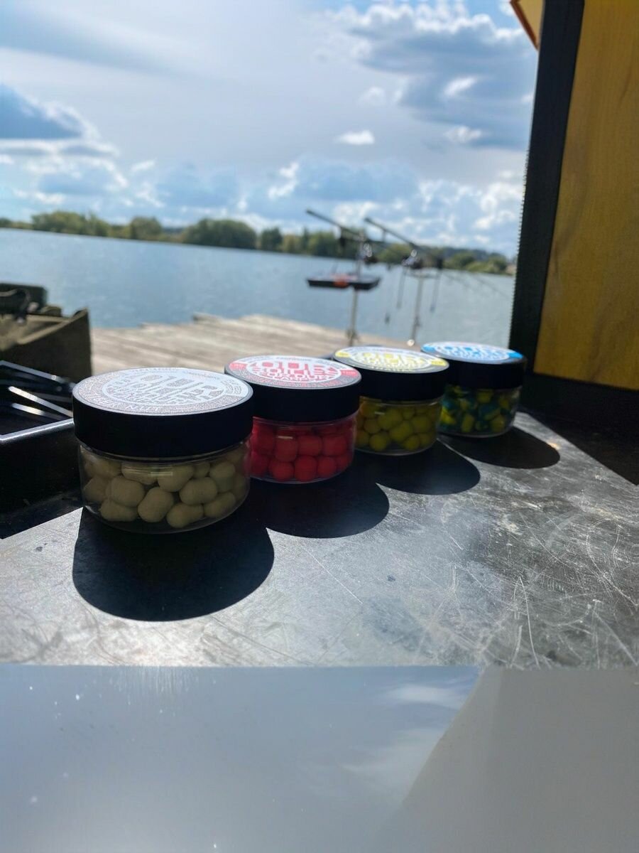 Бойлы насадочные Wafters 6*8 мм "Чеснок" 20грамм