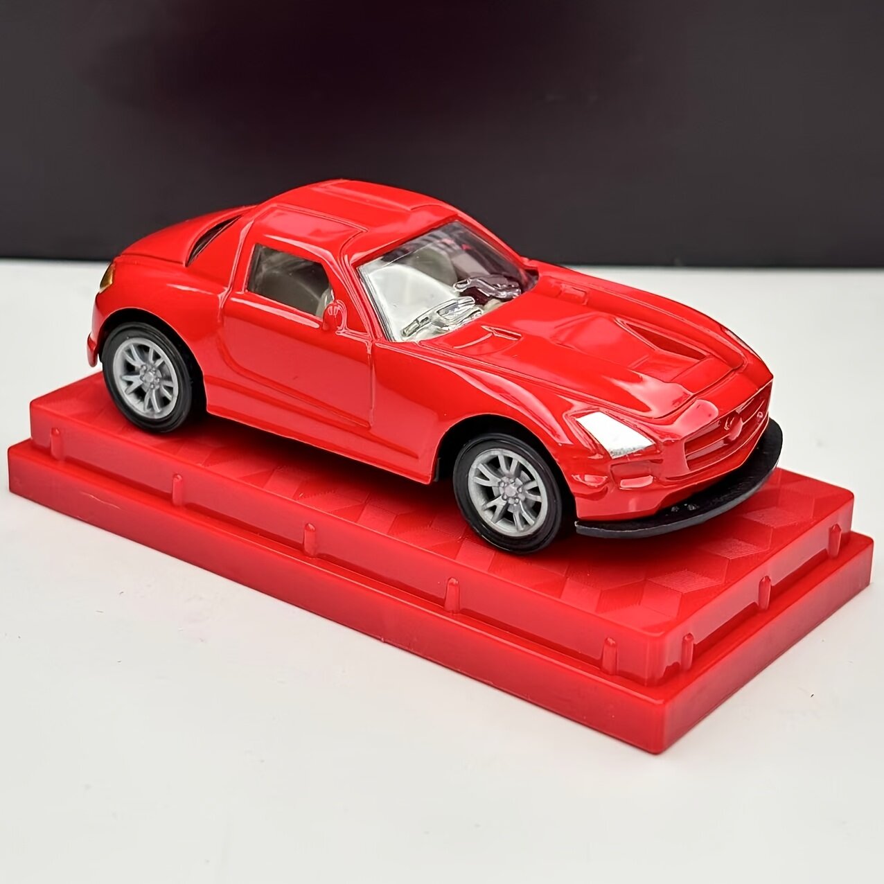 Модель автомобиля из сплава, масштаб 1:43, настольный декор для дома и офиса, подарок для коллекционеров, 1 шт.