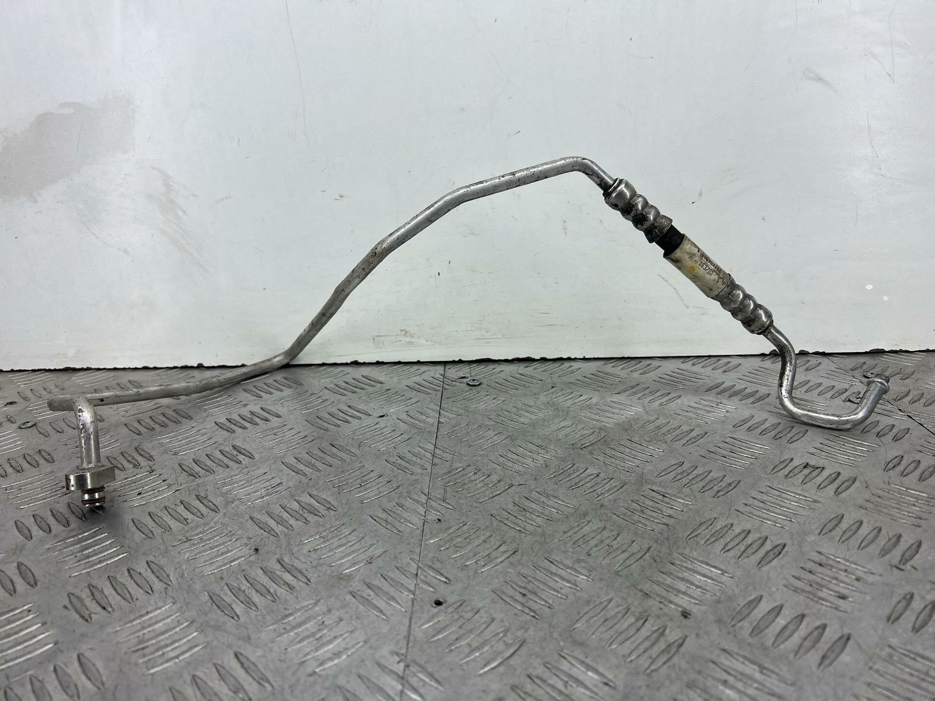 Трубка кондиционера Renault Scenic рест. 2002 8200030220E