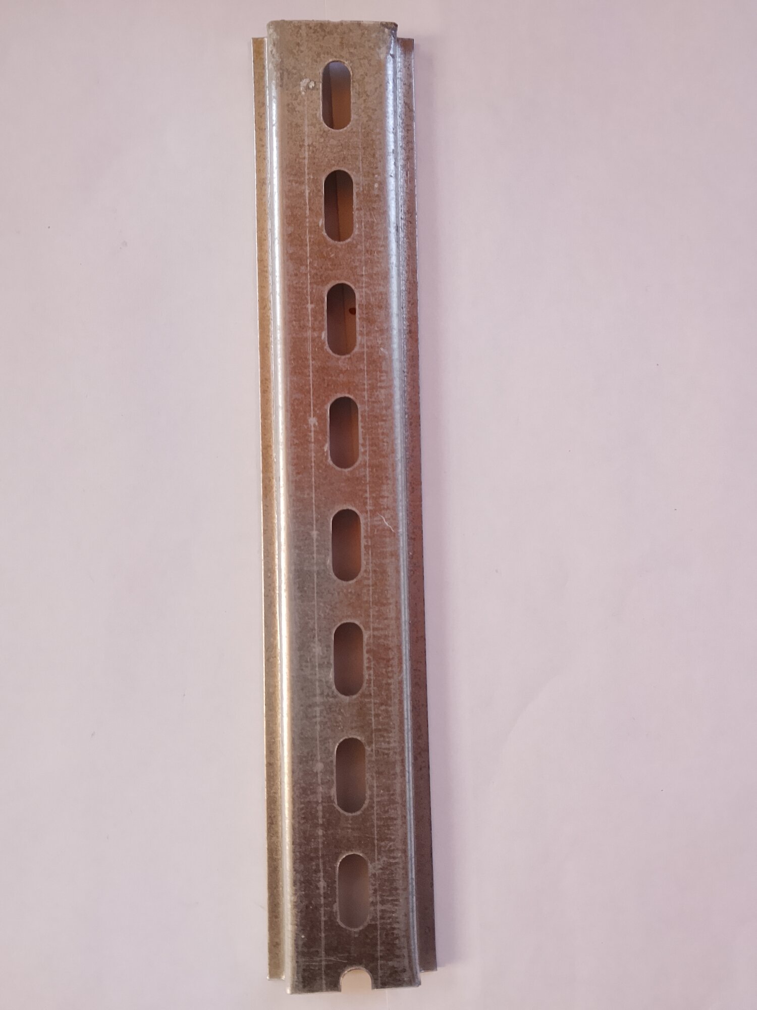 Дин рейка оцинкованная 20 см.