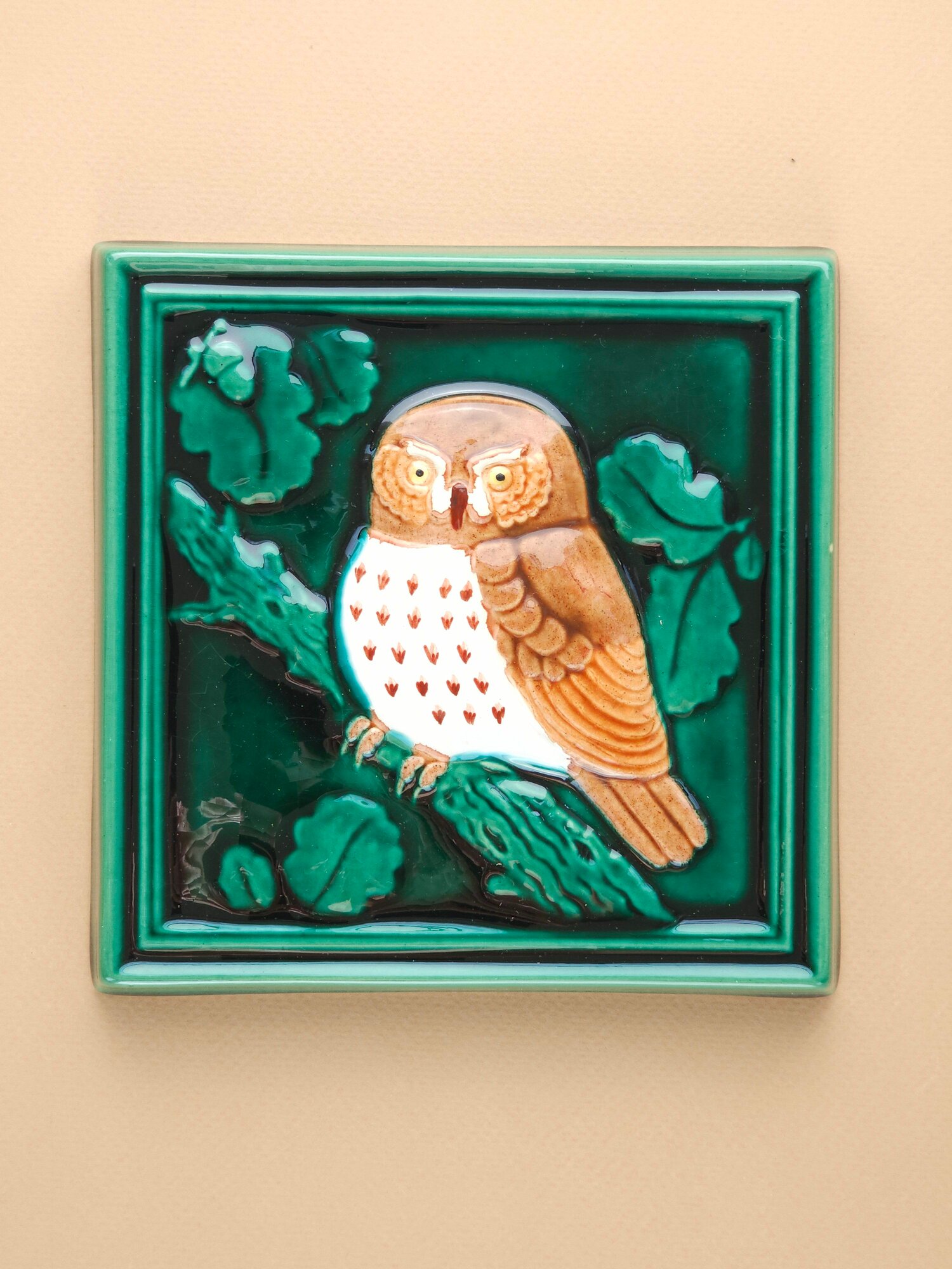 Сова. Панно, изразец, настенный декор, плакетка, украшение настенное интерьерное. Ярославская майолика. Керамика ручной работы. Сделано в России.