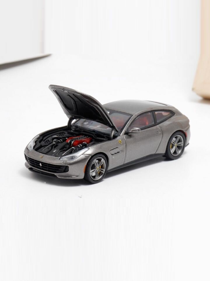 Коллекционная модель легкосплавного автомобиля/1:64/GTC4 Lusso Ferrari