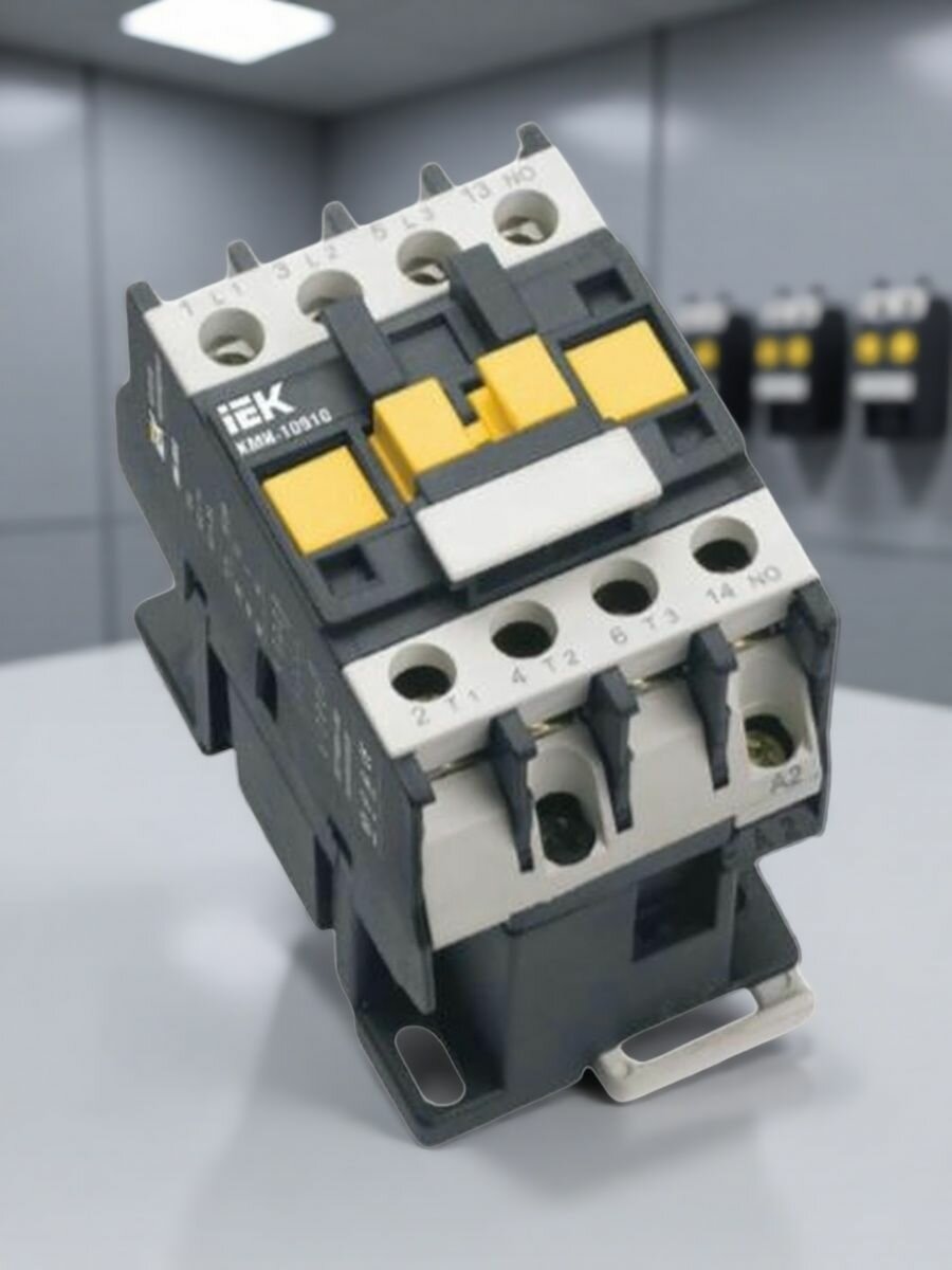 Контактор КМИ-11810 18А 36В/АС3 1НО