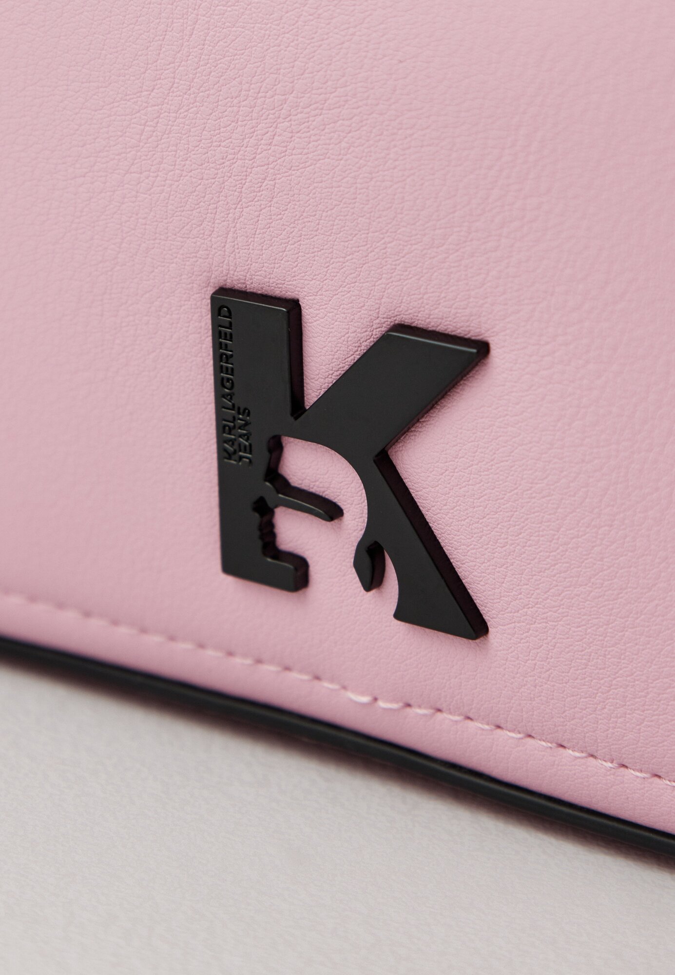 Сумка багет KARL LAGERFELD JEANS K LOGO ELONGATED, фактура гладкая, розовый — фото 1