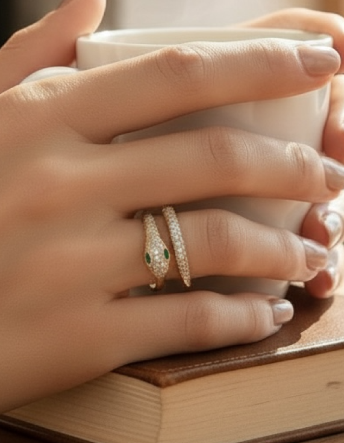 Кольцо помолвочное, циркон