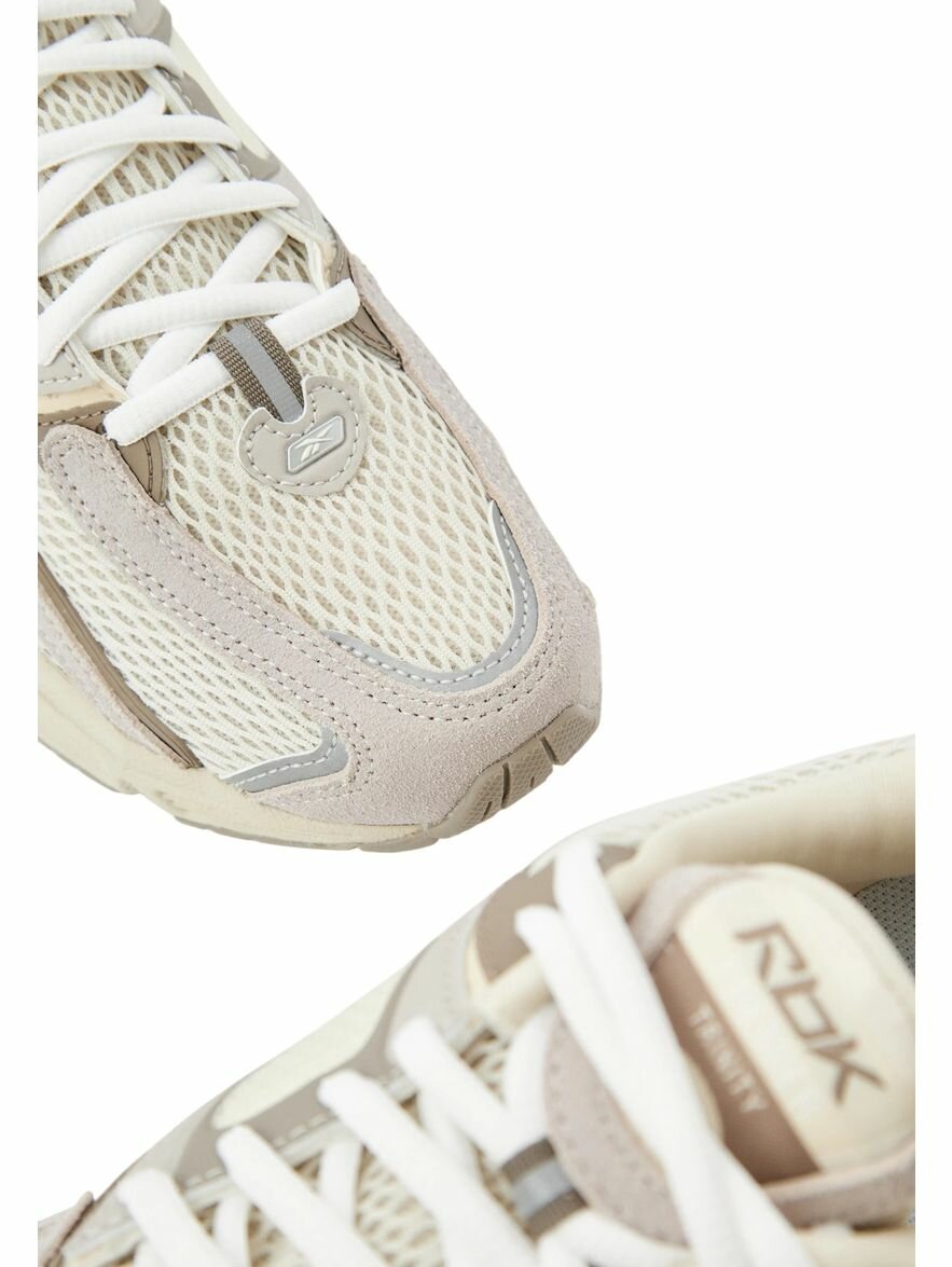 Кроссовки Reebok Premier Trinity, полнота F, размер 9 US, бежевый/серый — фото 1