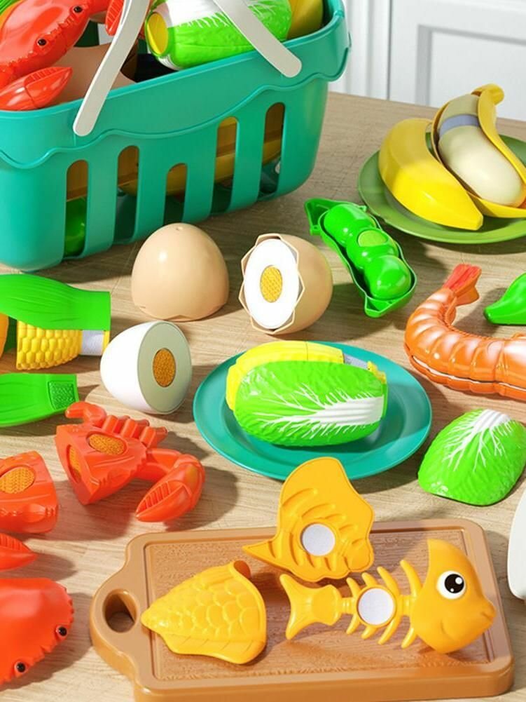 Фрукты и овощи на липучке, игрушечные продукты с кухонными принадлежностями для нарезки еды и корзинкой, детские / Набор игровой