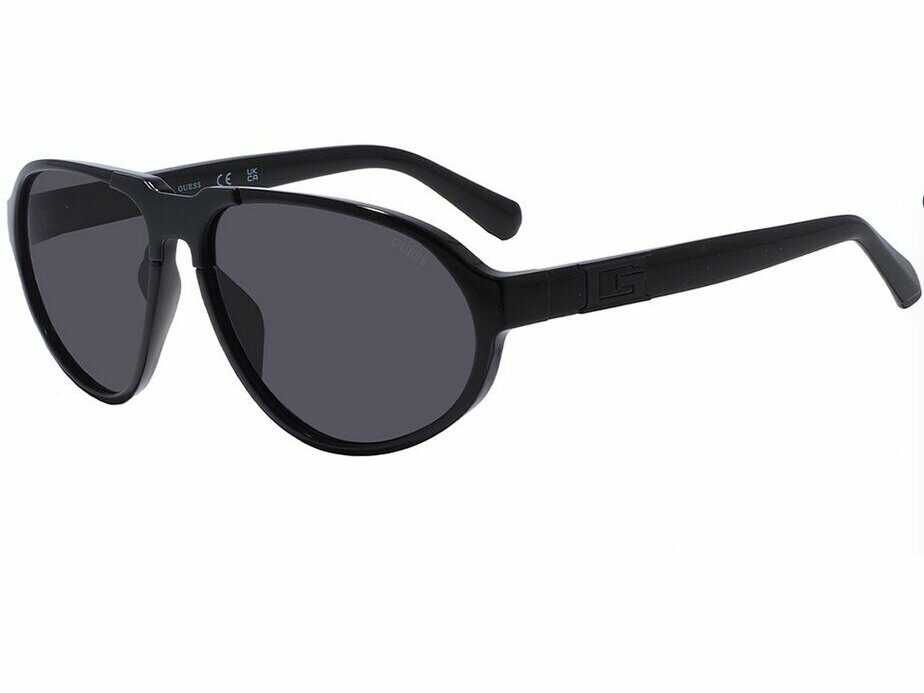 Солнцезащитные очки GUESS