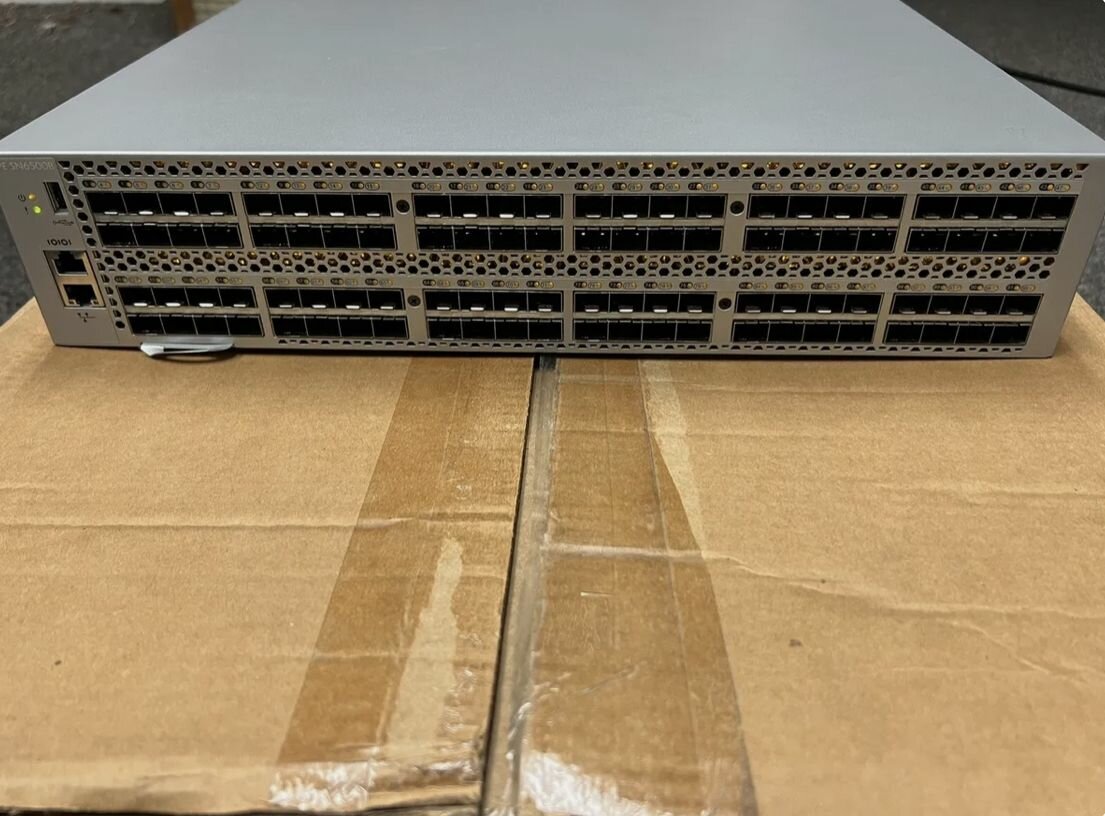 Коммутатор HPE HP StoreFabric SN6500B Fibre Channel Switch 16Gb 96-Port 48AP C8R44A C8R45A