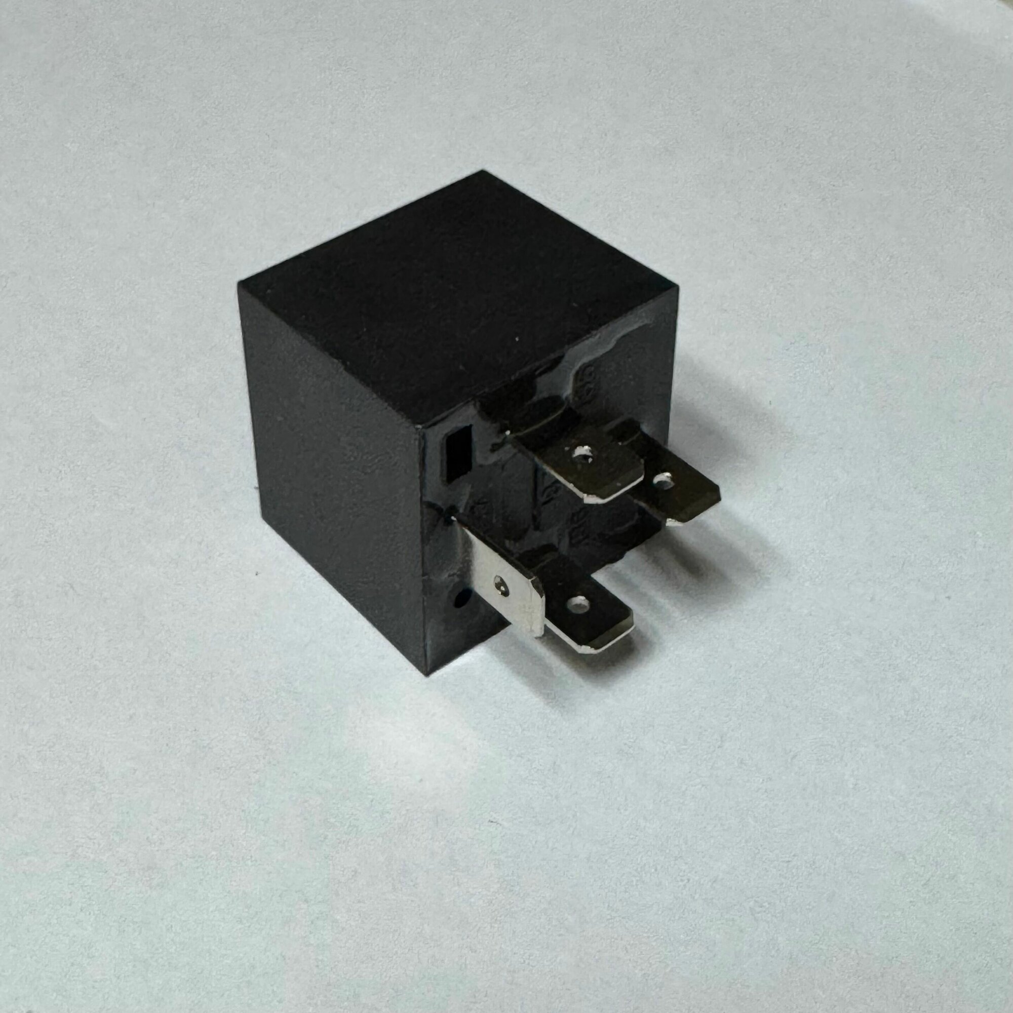 Реле 40А Lifan X50 [1.5 16V 5MT внедорожник]