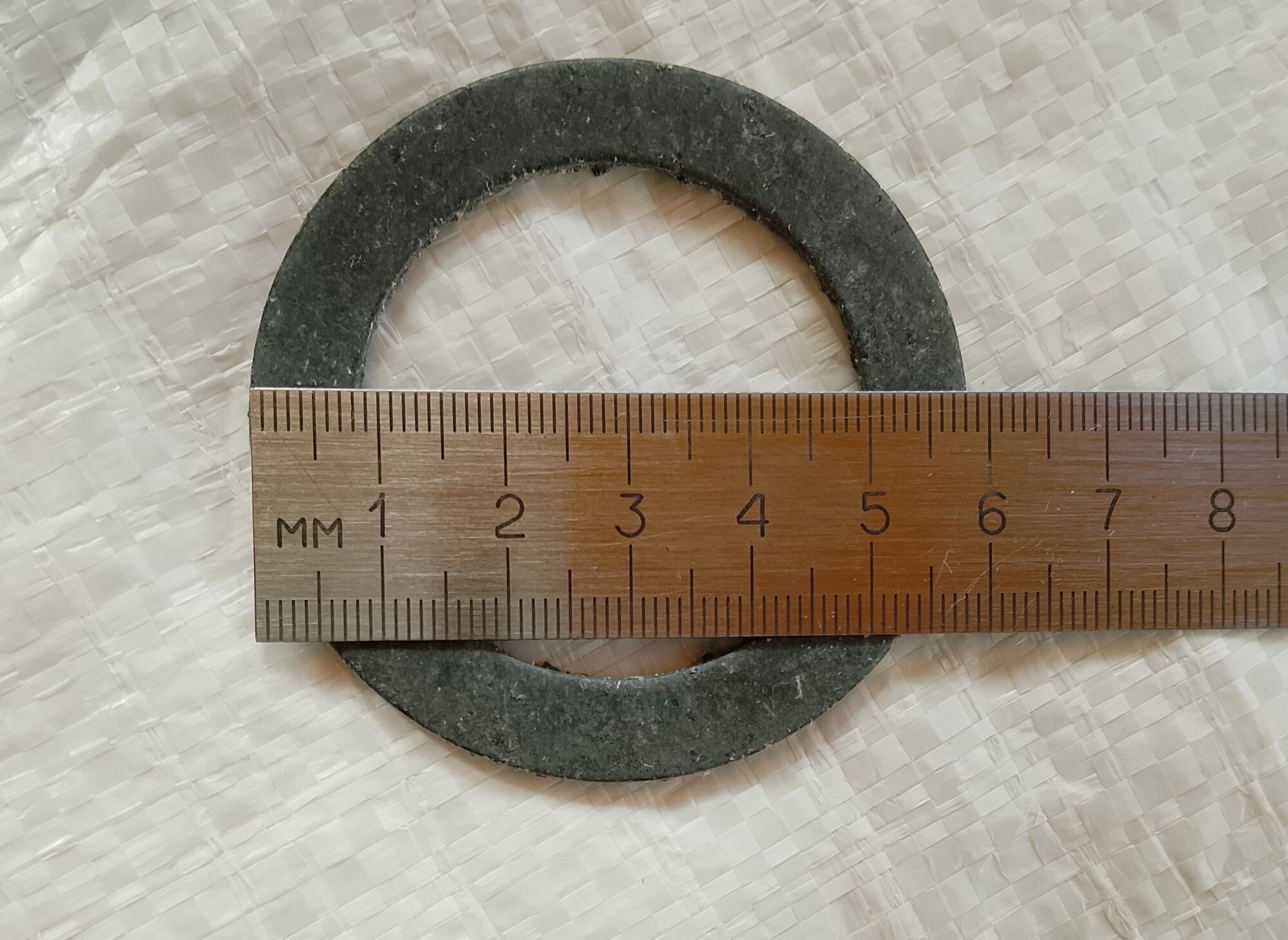 Прокладка паронитовая, 60/ 40 мм, в упаковке 10 штук.