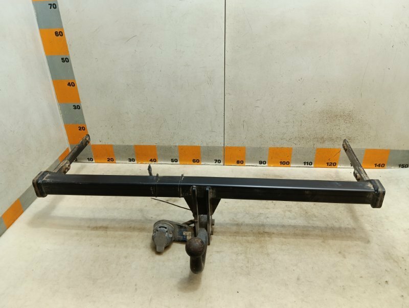 Б/У Сцепное устройство Фаркоп Volkswagen Polo 2013 502006 VAG арт. 502006