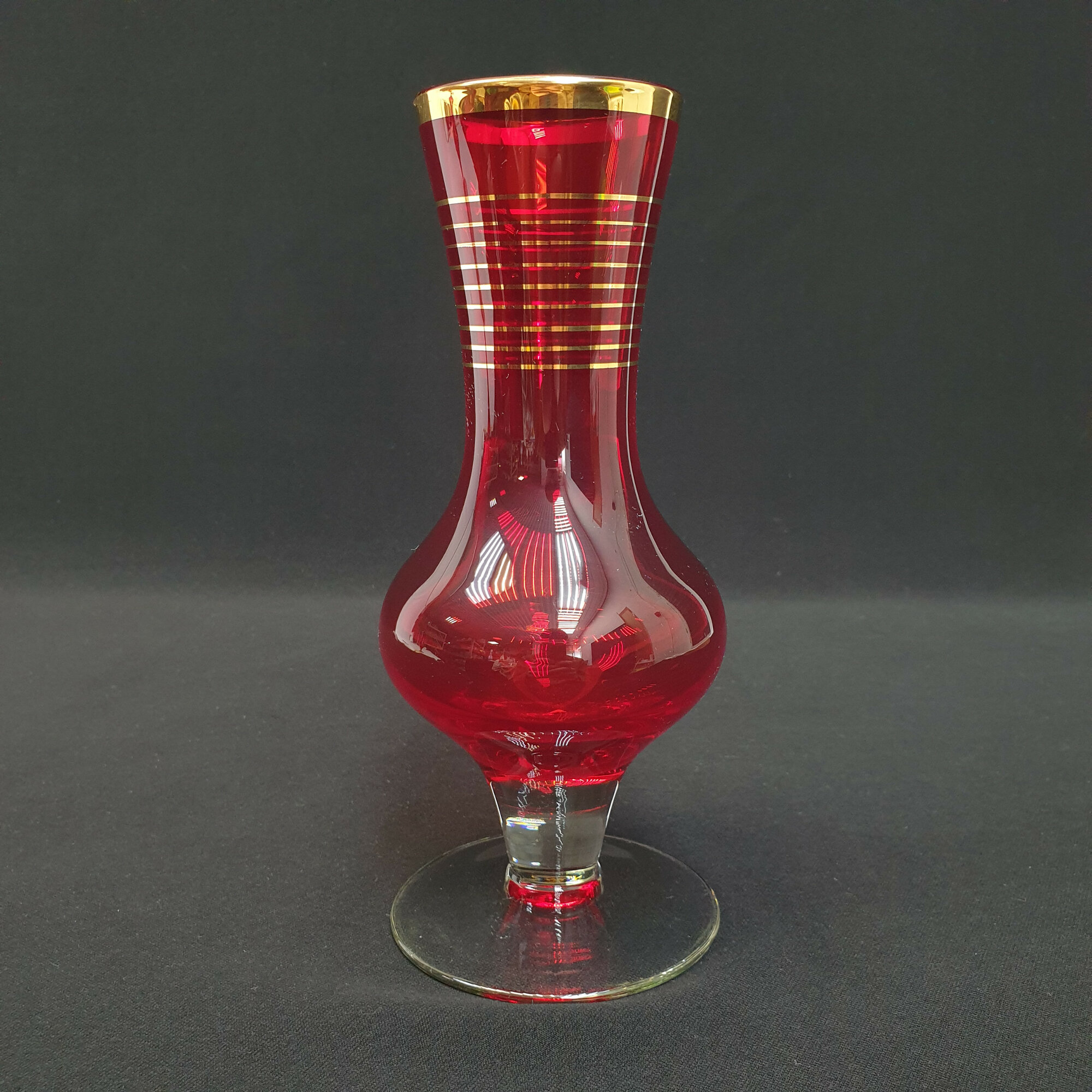 Винтажная ваза 20 см рубиновое стекло 400 мл СССР