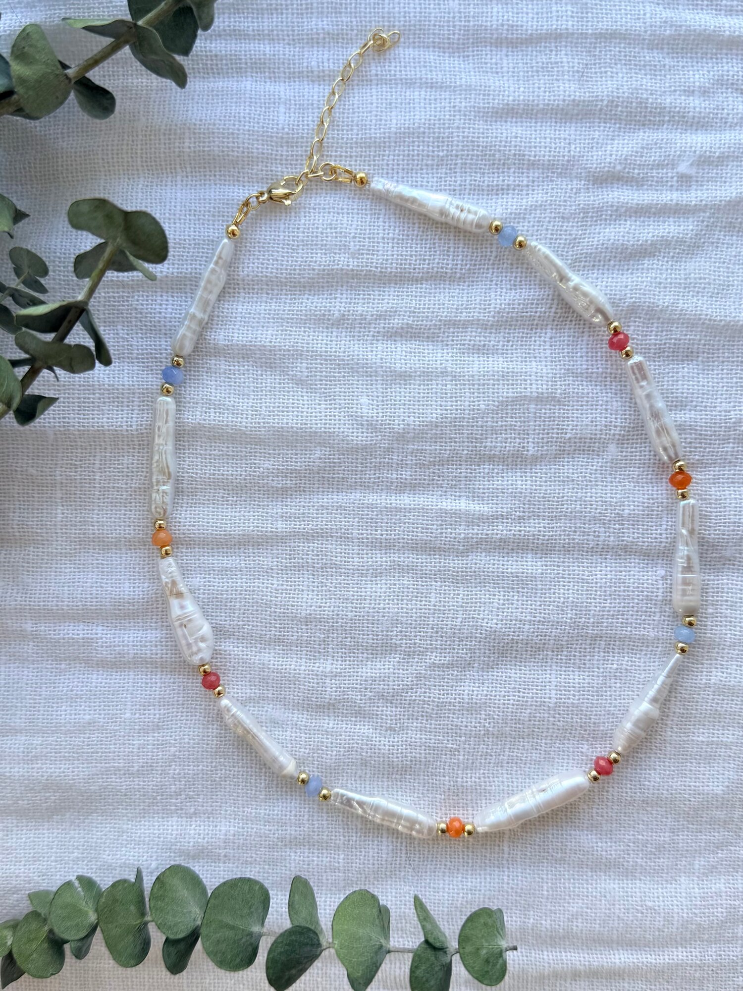 Чокер, жемчуг пресноводный, сердолик, кварц, аквамарин