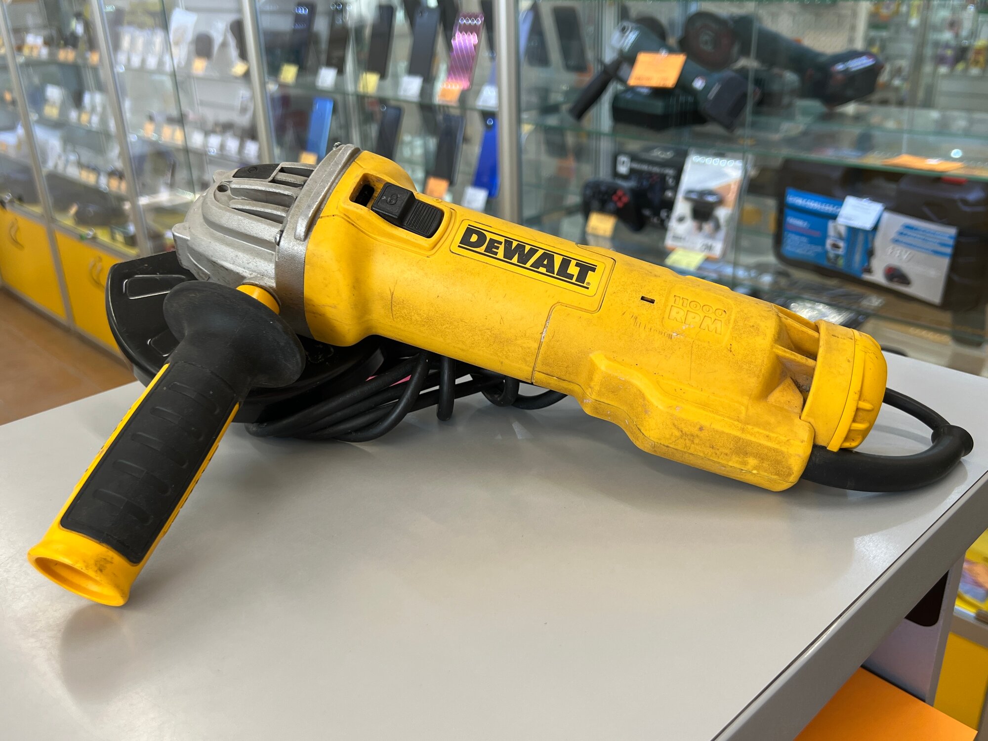 УШМ (болгарка) DEWALT DWE4205KS — фото 1