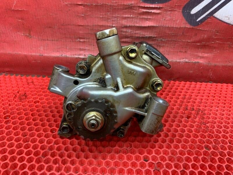 Масляный насос (Маслонасос) Toyota Corolla 2007 1510037030 ZRE151 1ZRFE оригинал (с пробегом)