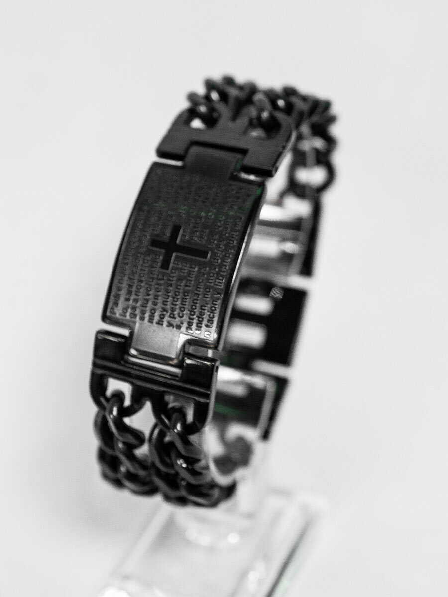 Жесткий браслет