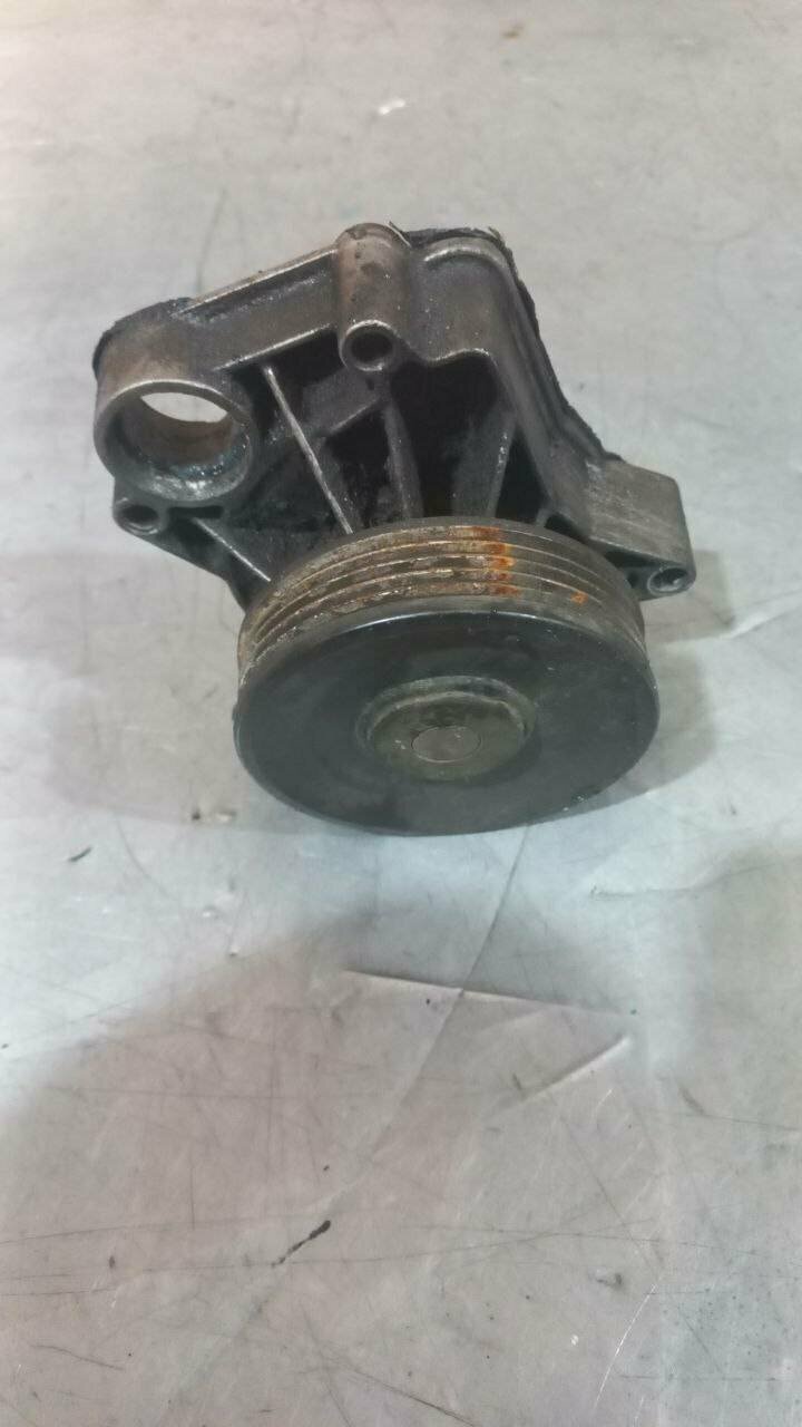 Водяная помпа BMW 3 E46 (1997 - 2003) E000500