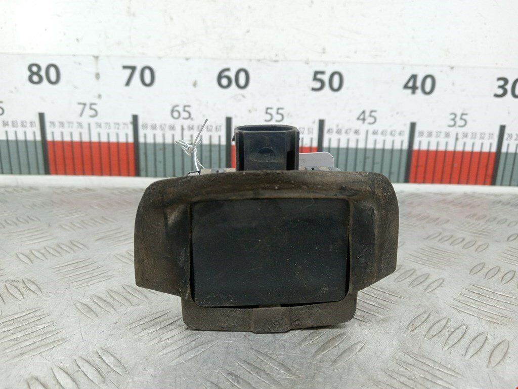 Дистроник (адаптивный круиз-контроль радар датчик SRR) Tesla Model S 103822400A арт. 2259074