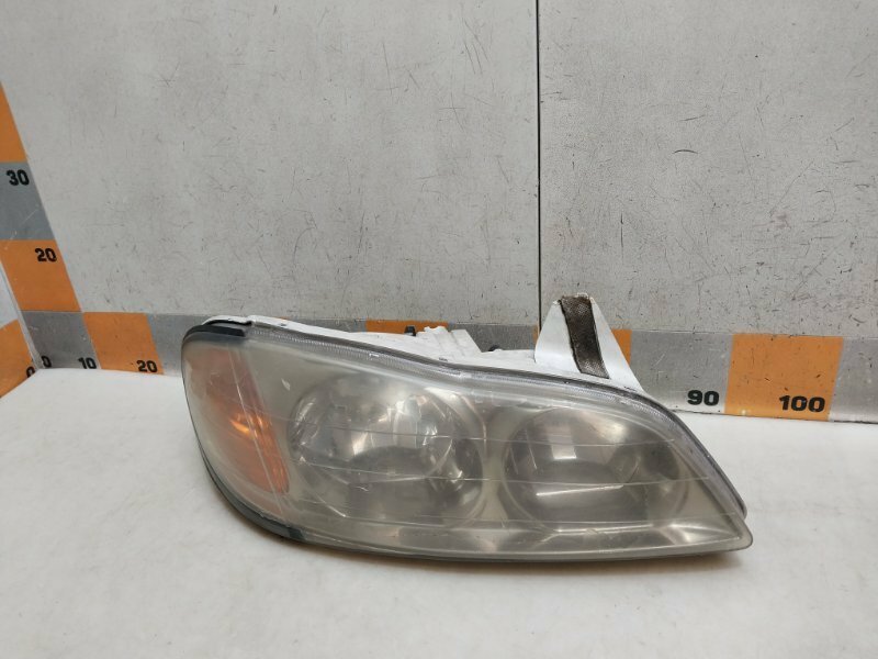 Б/У Правый руль, оригинал Фара правая Nissan Cefiro 2000 A33 447599 NISSAN арт. 260102Y027