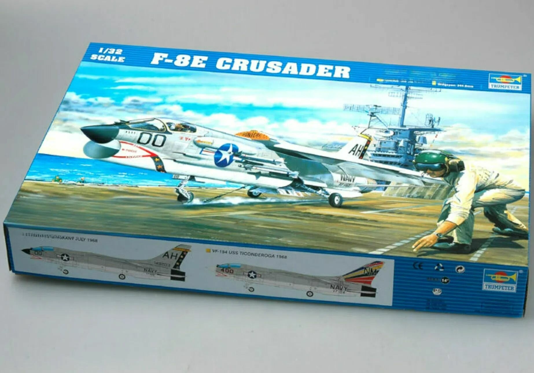 Trumpeter 1/32 02272 F-8E Crusader сборная модель самолета