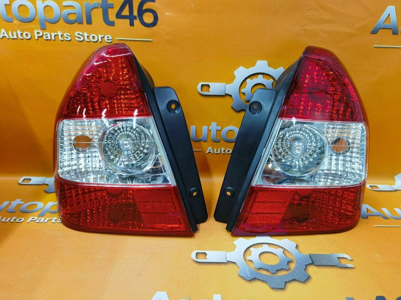 Задние фонари Хендай Акцент хрусталь HYUNDAI ACCENT Тагаз задний стоп левый правый комплект.