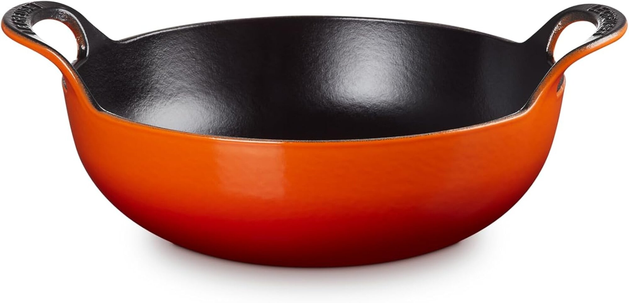 Сервировочная чугунная сковорода Le Creuset BALTI DISH 24 см, 2,7 л, оранжевая L2042-242