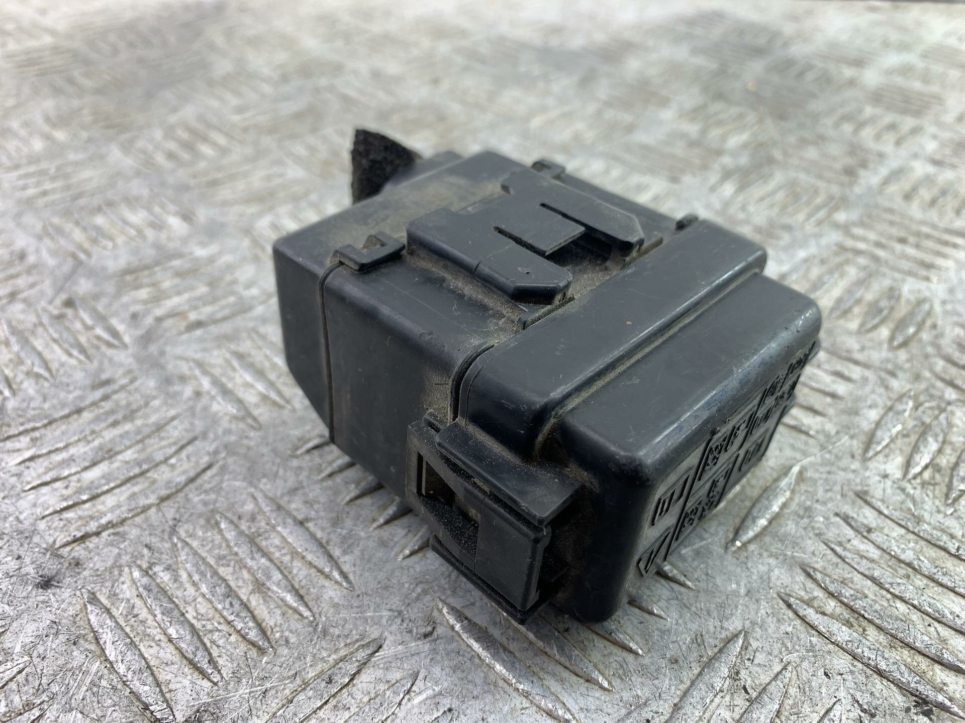 Блок предохранителей Honda Accord 7 (2002 - 2006)