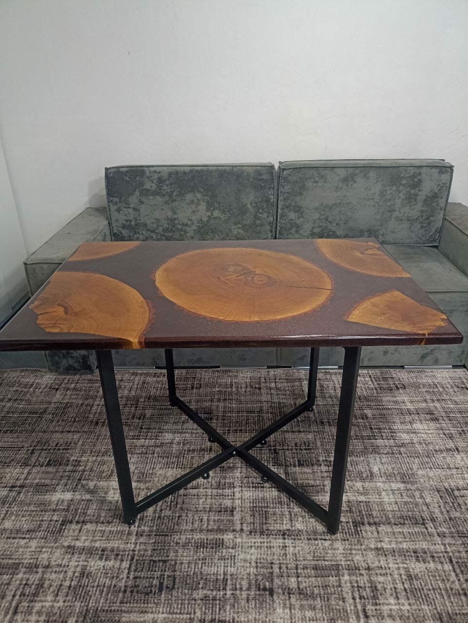 Кухонный/письменный стол из слэба дуба и эпоксидной смолы 120x80x75. ART-SLAB