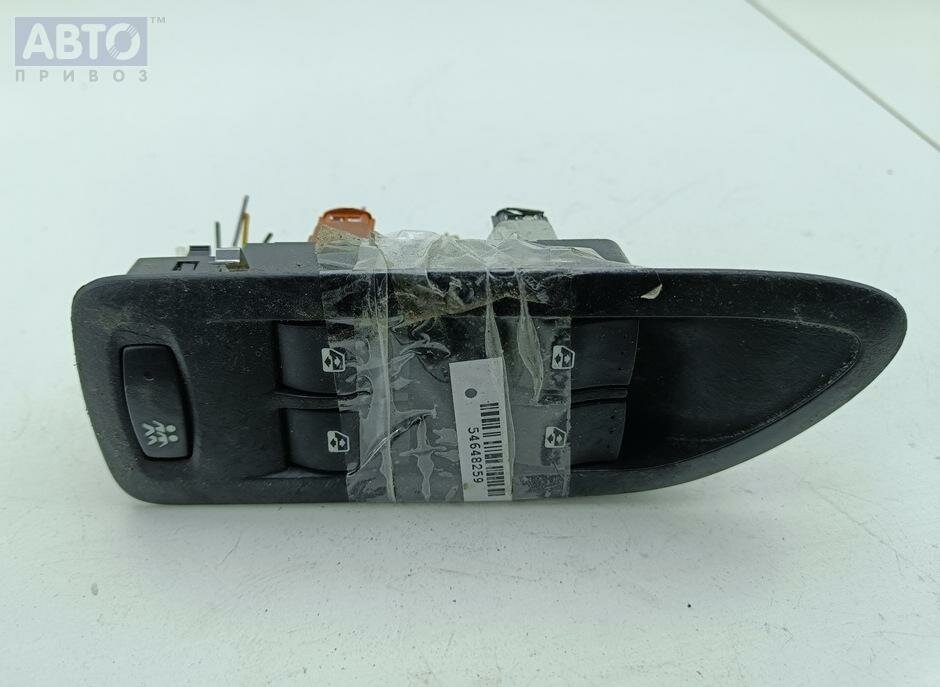 Блок кнопок управления стеклоподъемниками Renault Laguna 2 (2001-2007)