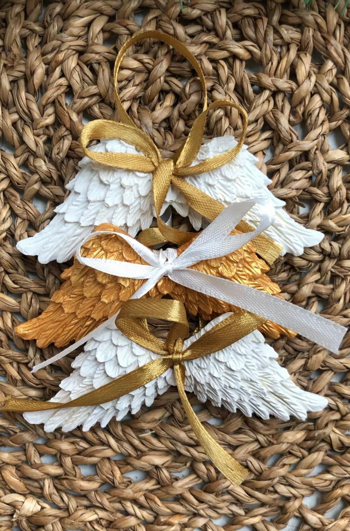 Набор новогодних игрушек из гипса "Золотые Крылья"/Игрушки из гипса/Новогодняя коллекция/Елочный декор