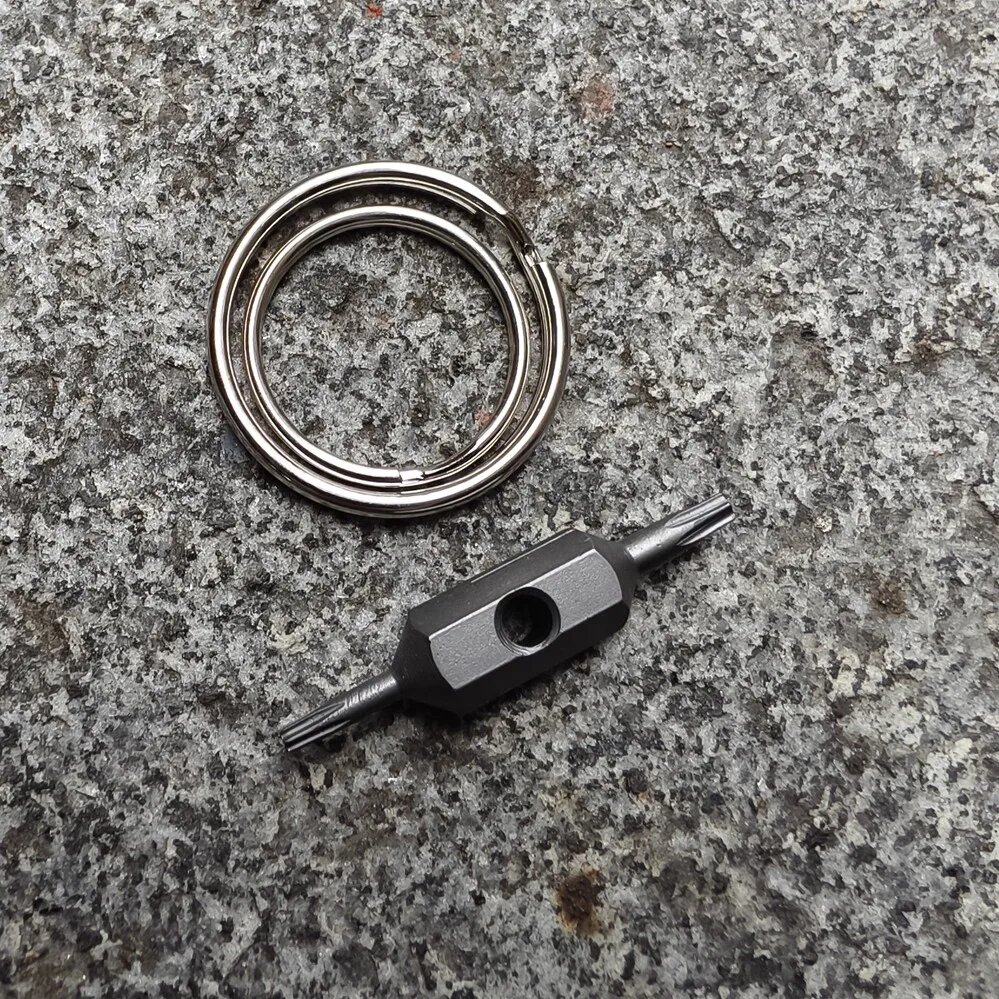 Отвертка S2 Steel Torx 6/8 EDC с брелоками