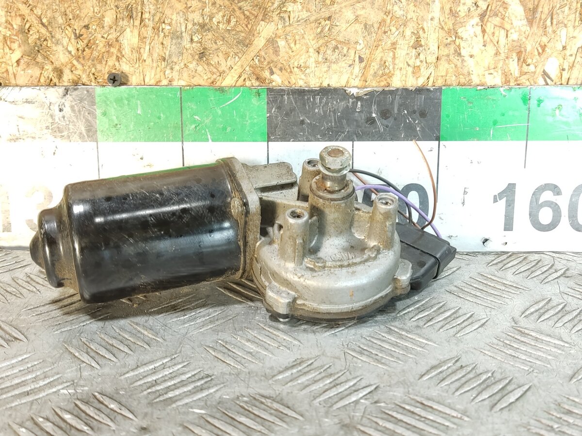 Моторчик стеклоочистителя передний RENAULT Megane 2003 2009 7701057358