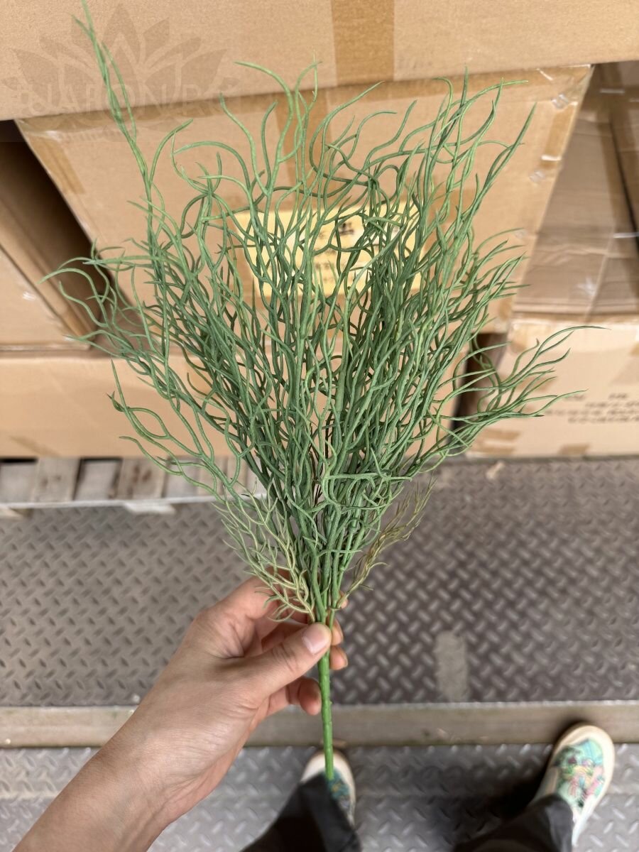 Искусственные цветы для декораторов фитостен флористическая Ветка коряга зеленая 2шт