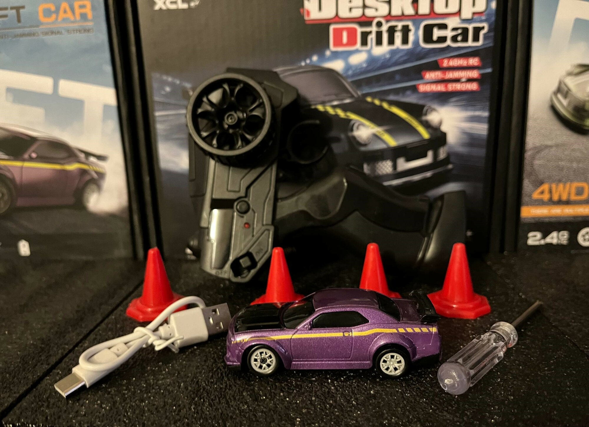 Радиоуправляемая машинка, мини-дрифт кар, дрифтмашинка 1:64, 4WD, свет - фиолетовый Dodge