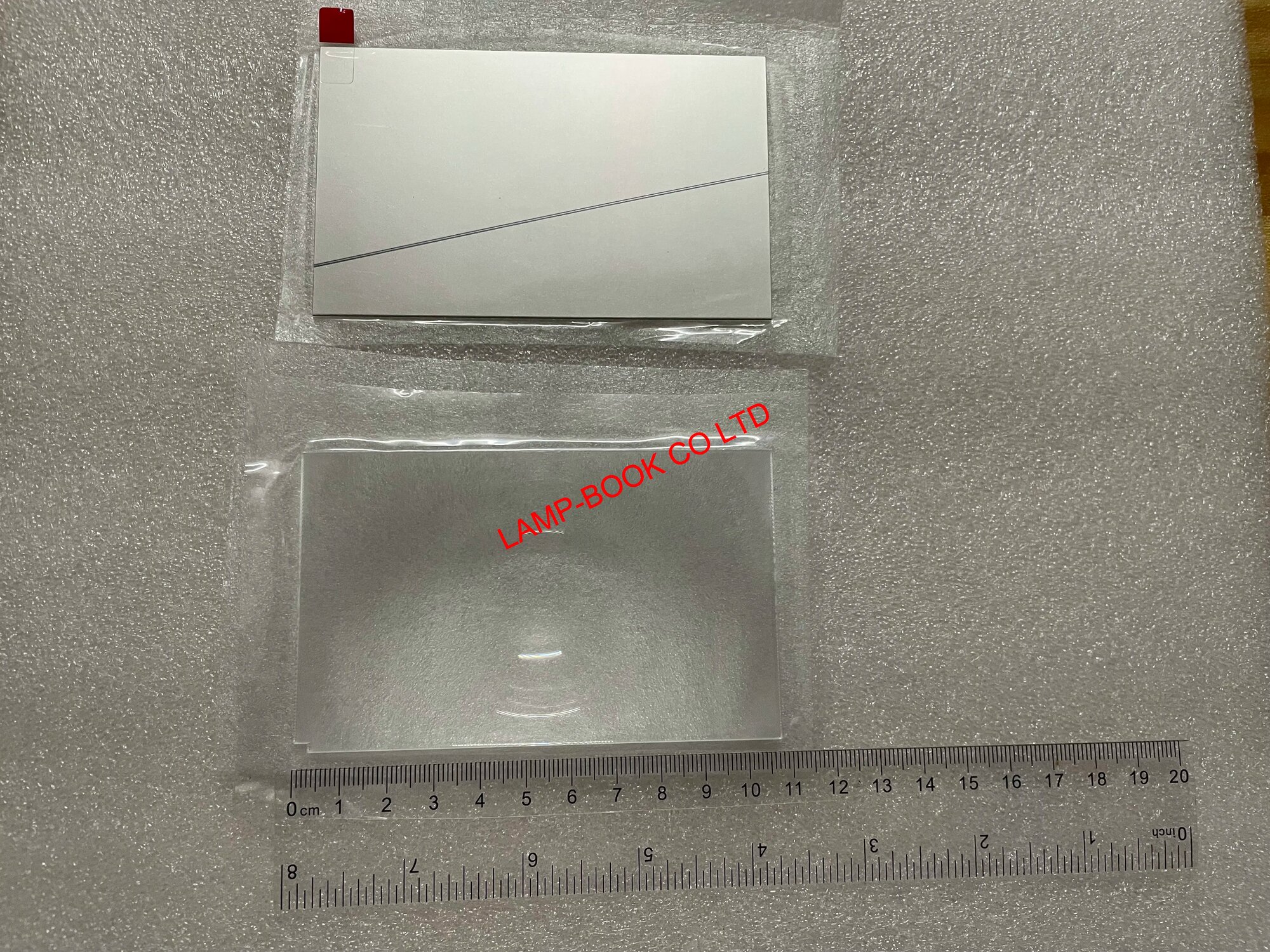 Поляризационное стекло + линза Френеля для проектора 107 мм x 66 мм