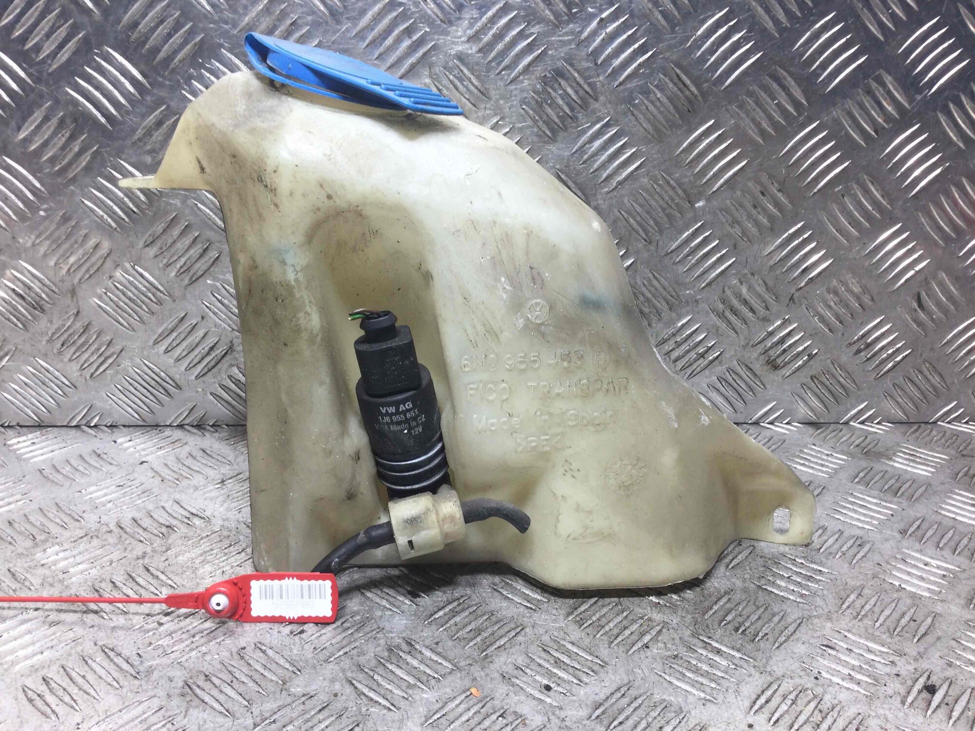 Б/У Бачок омывателя SEAT Arosa 6H [рестайлинг] (2000-2004) 2002 г.