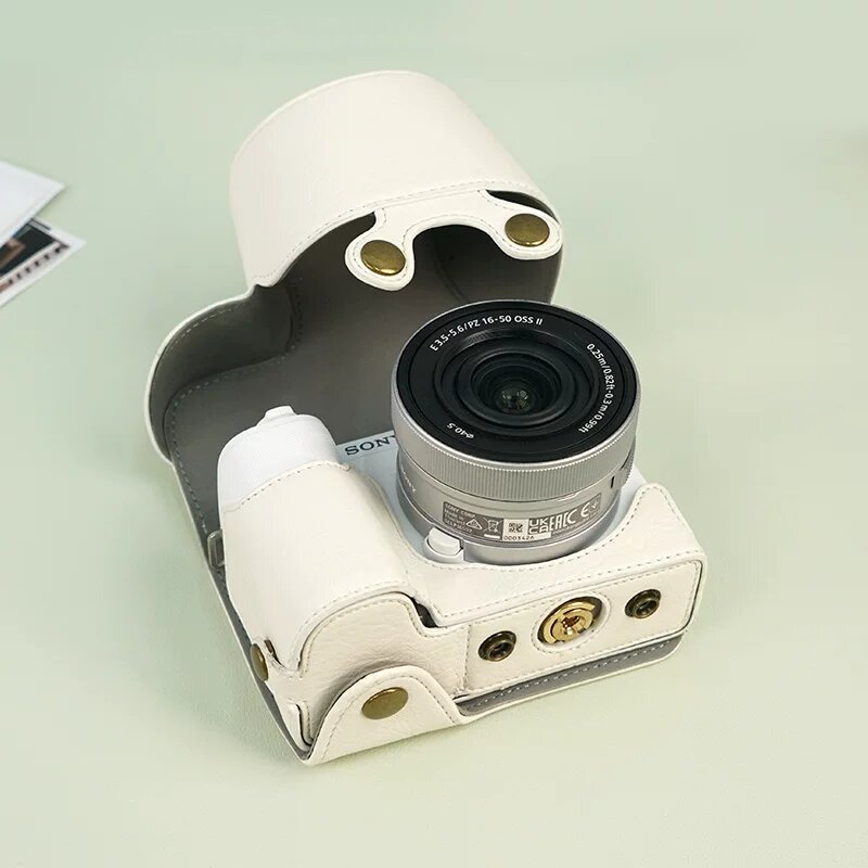 Sony ZV-E10 II Роскошный кожаный чехол с ремнем белый цвет премиум полная защита