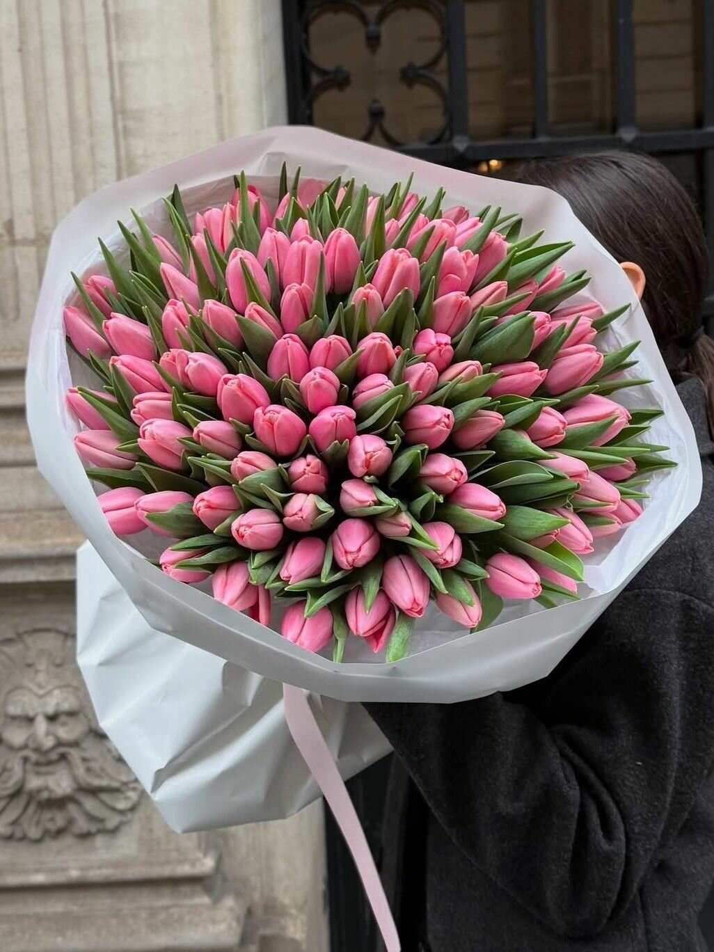 Букет из 101 тюльпана