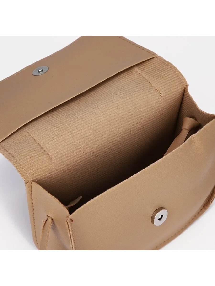 Стильная детская сумка для девочки на магнитах