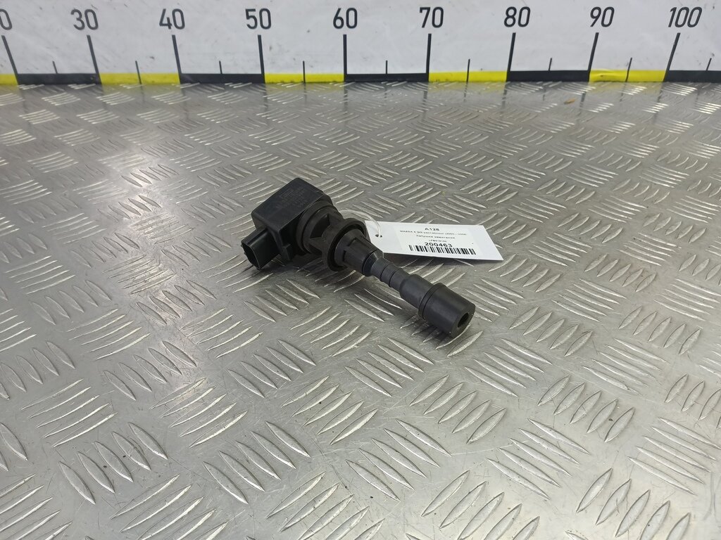 Катушка зажигания Б/У для MAZDA 6 GG рестайлинг (2005—2008) LFB618100