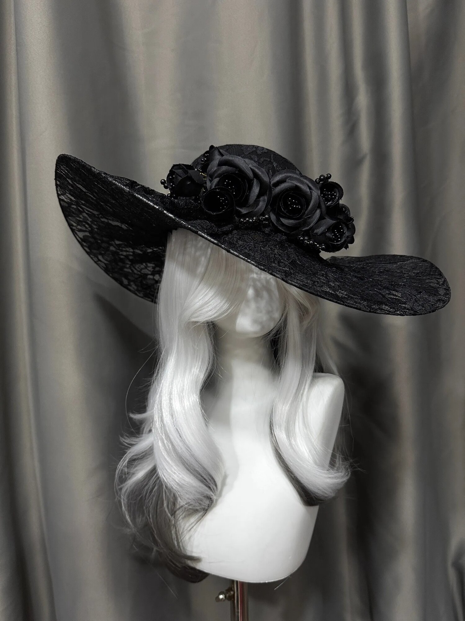 Готическая широкополая шляпа для женщины