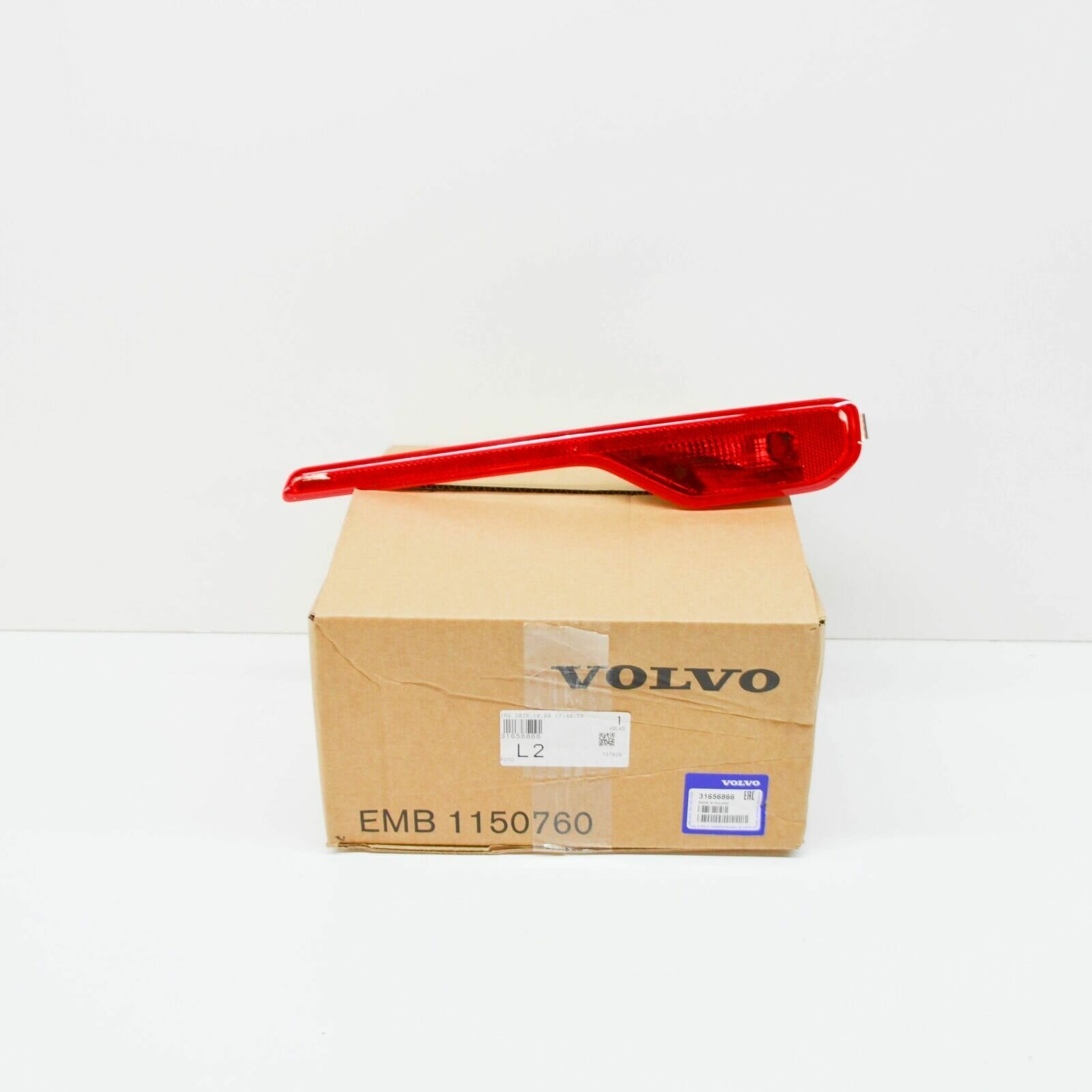 31656866 Фонарь противотуманный задний правый VOLVO