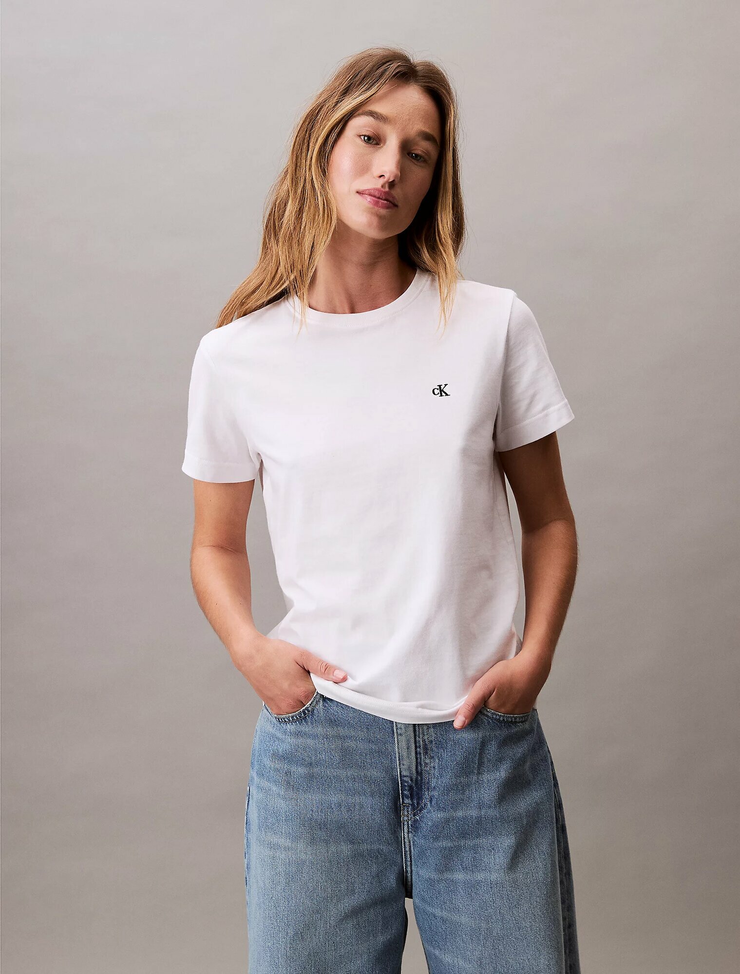 Футболка Essentials