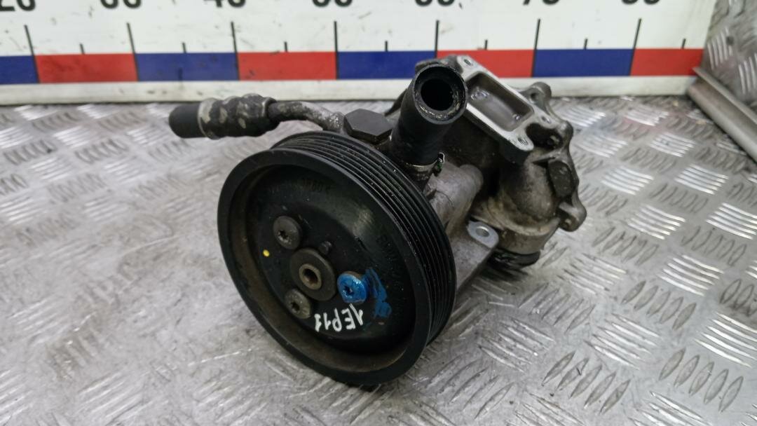 ГУР BMW 3 E46 рест. 2003 CHITAETSYA