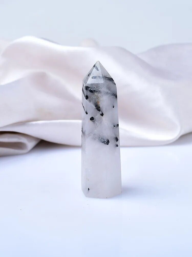Натуральный необработанный камень черный и белый турмалин с шестиугольной призмой (5-6 см, 1 шт)