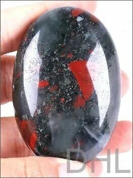 Palm stone из африканского гелиотропа камень силы и защиты